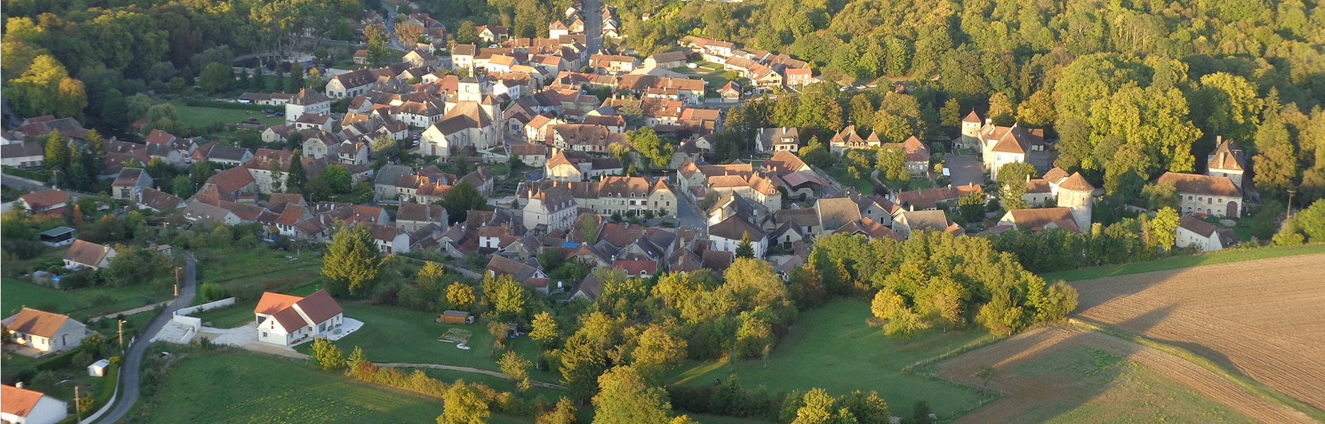 Commune de Bèze - Accueil